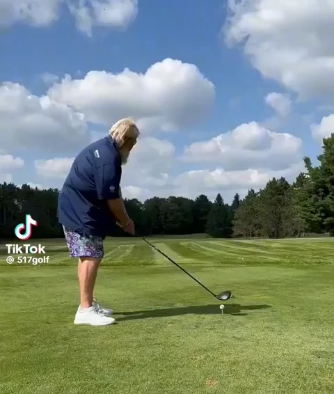 John Daly swing | Scrolller