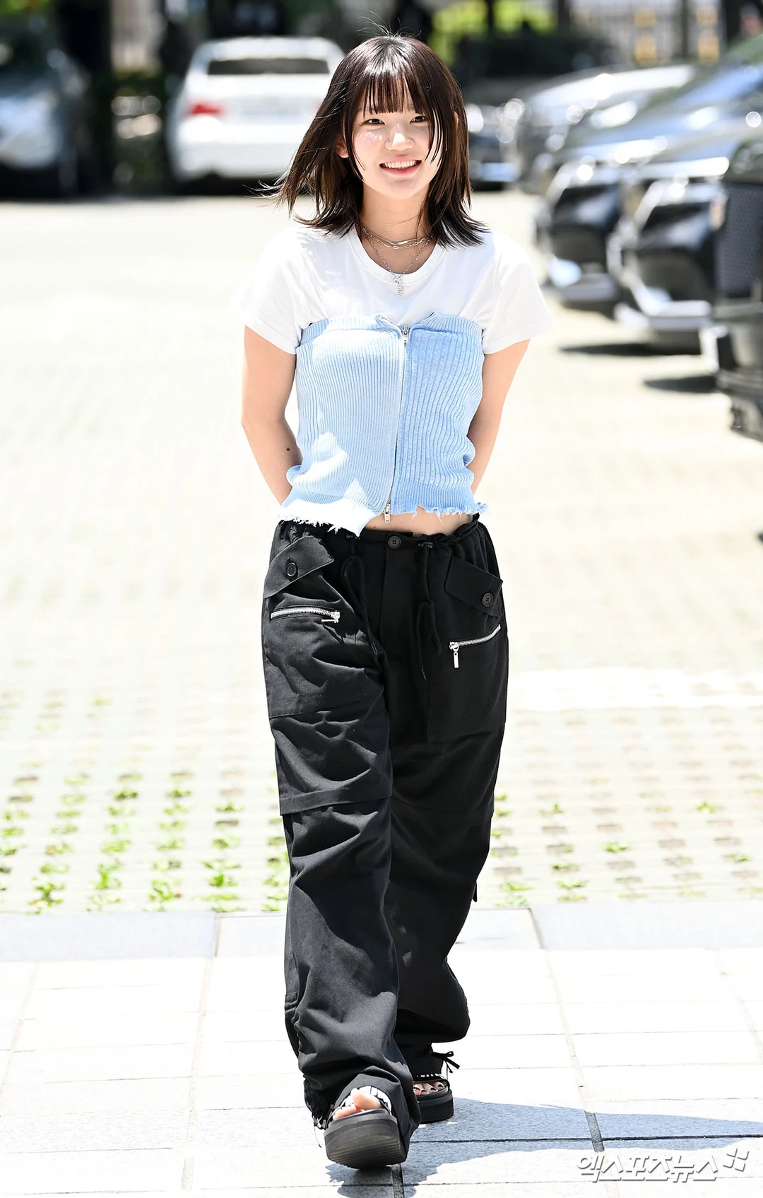 Lee Eun Saem Scrolller