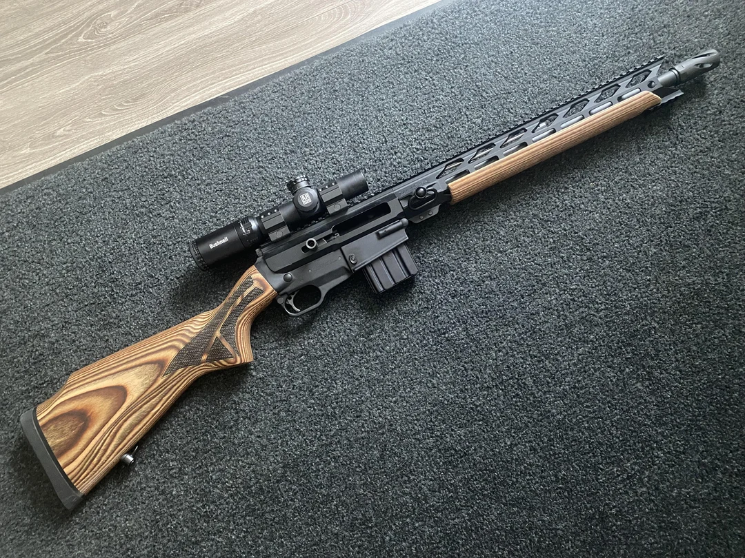 Finally finished the handguard. I got lazy | Scrolller