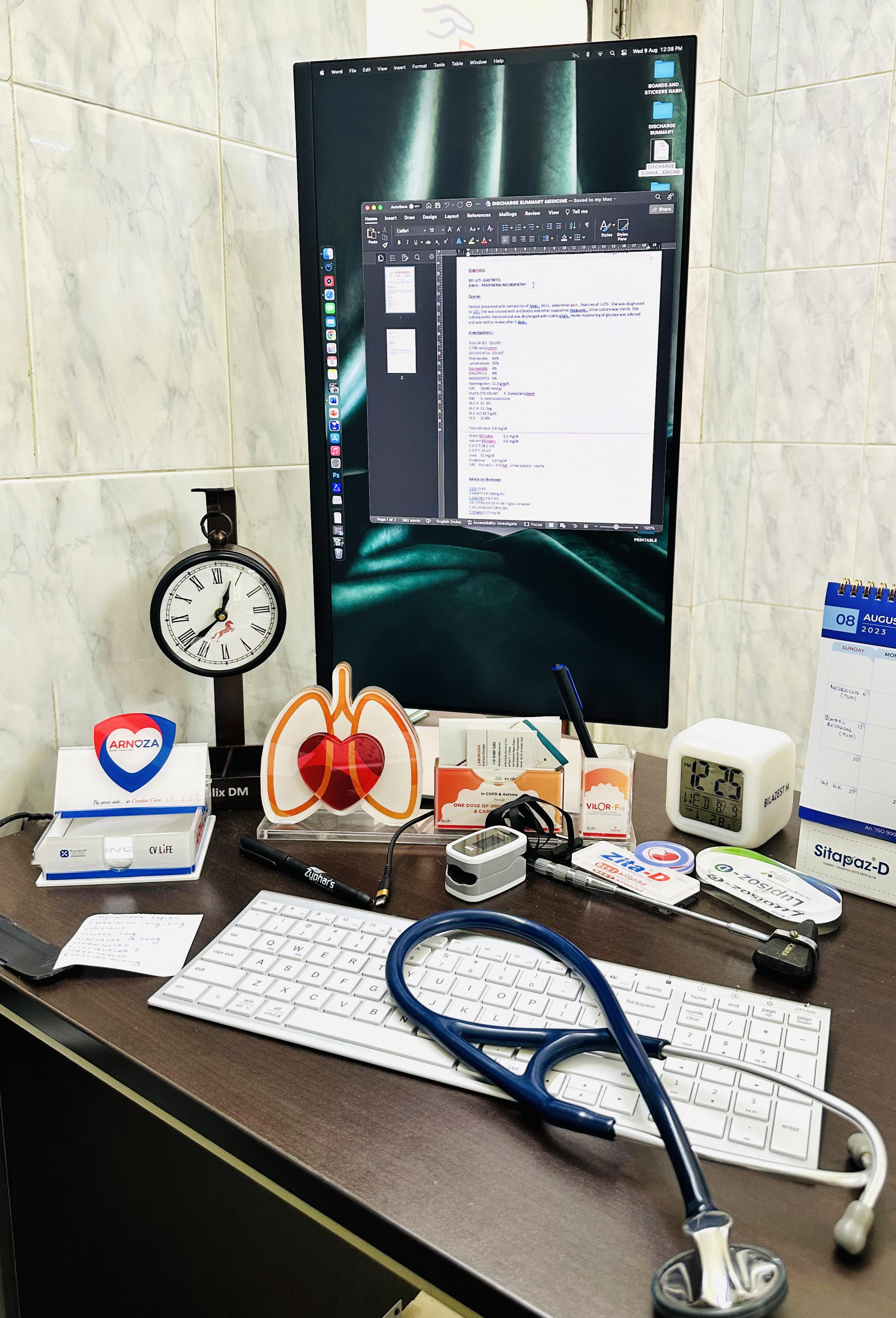 My setup with limited space | Scrolller