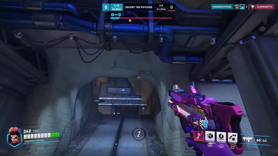 Anyone else experiencing this glitch with Sombra? | Scrolller