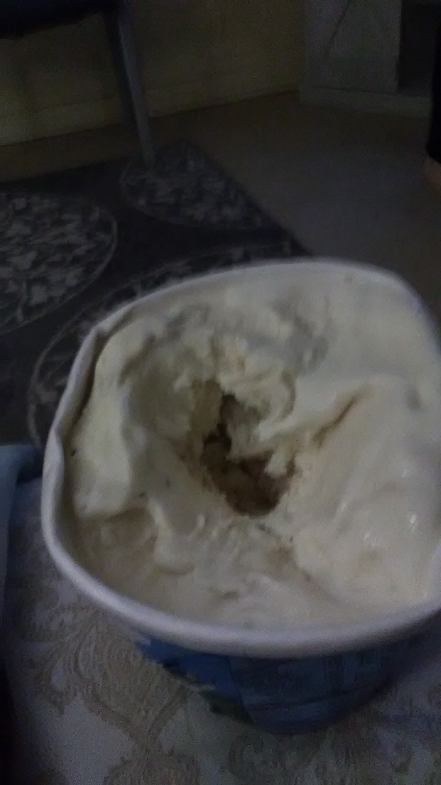 mmmmmmmm ice cream | Scrolller