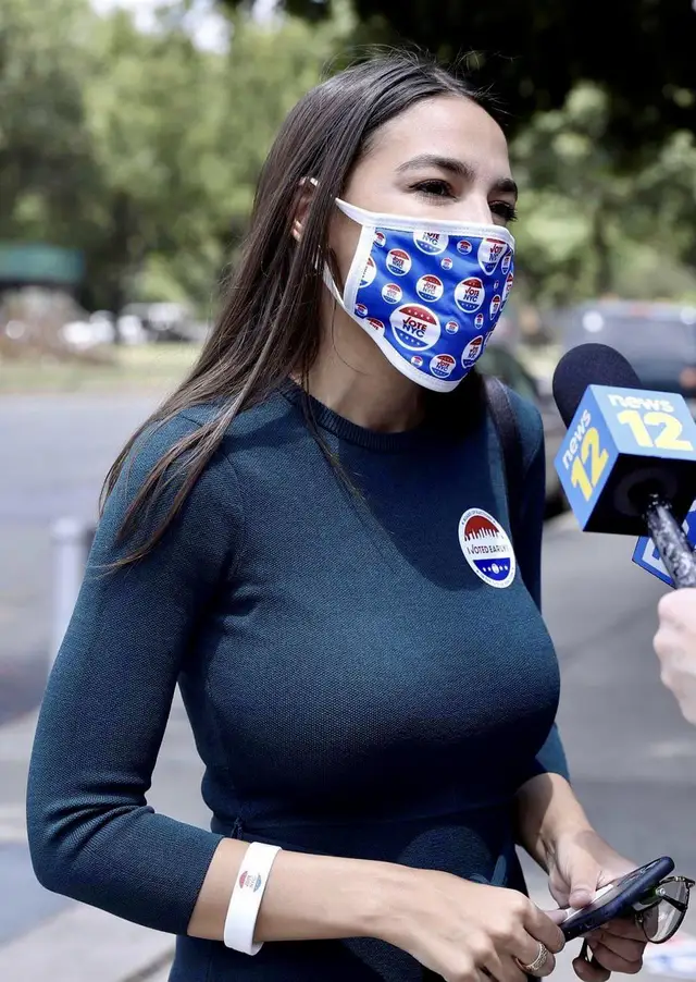 She’s got my vote | Scrolller