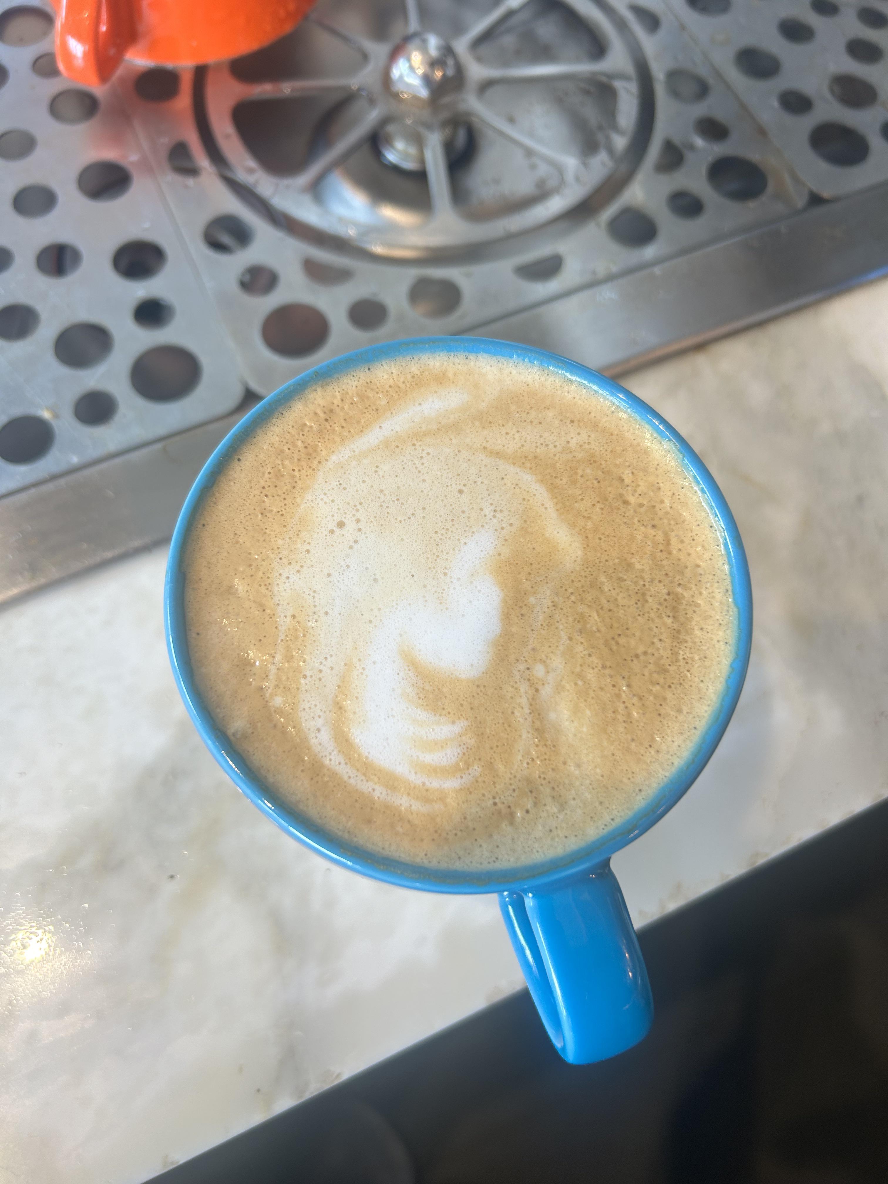 Accidental latte art | Scrolller