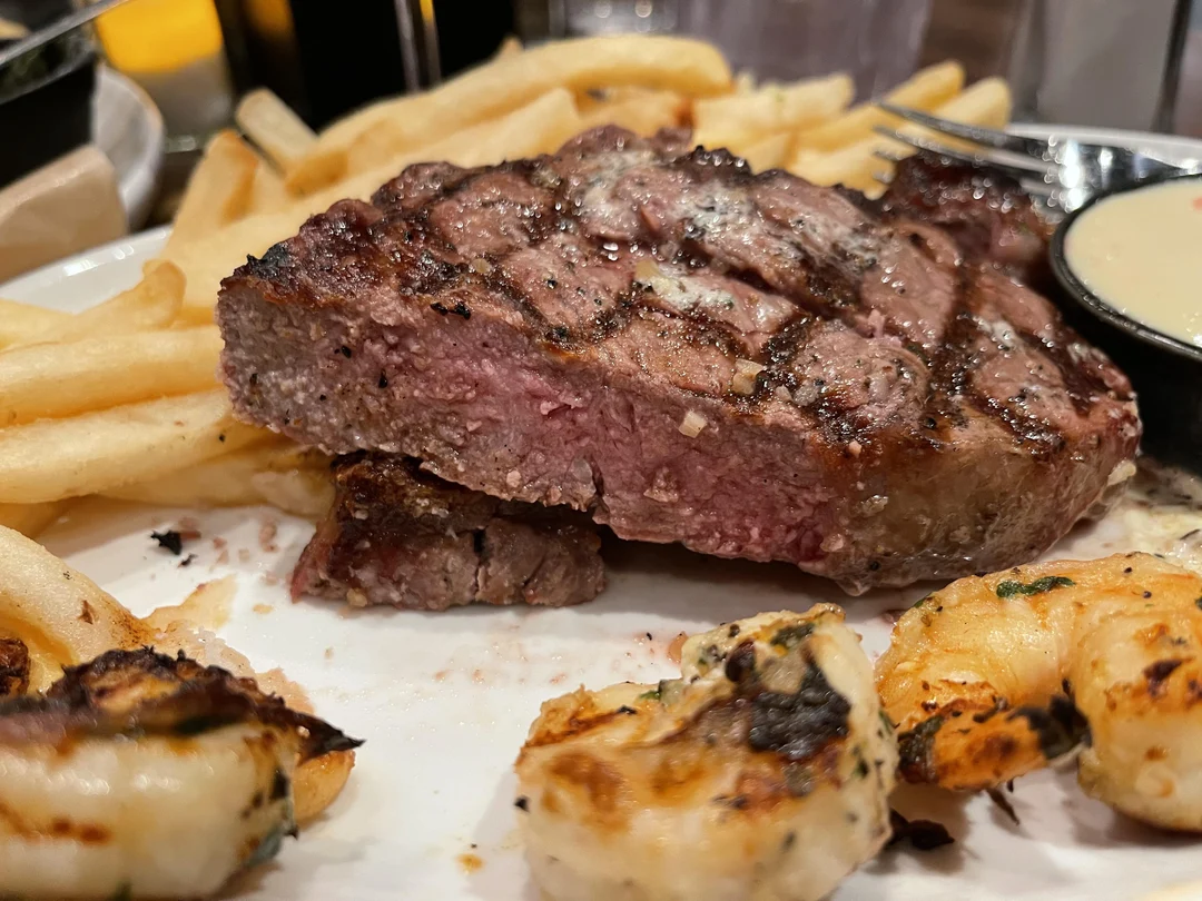 Ordered medium rare… what would you say I got? | Scrolller