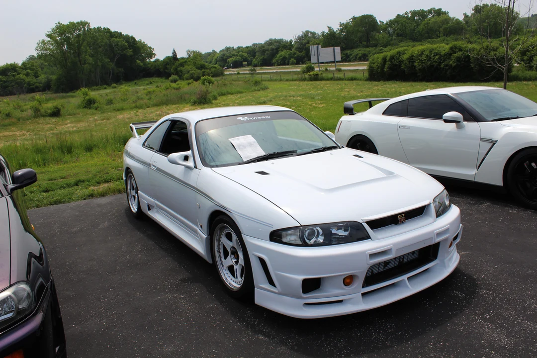 Nissan Skyline GT-R V-Spec (R33) at an Open House [5184x3456) | Scrolller