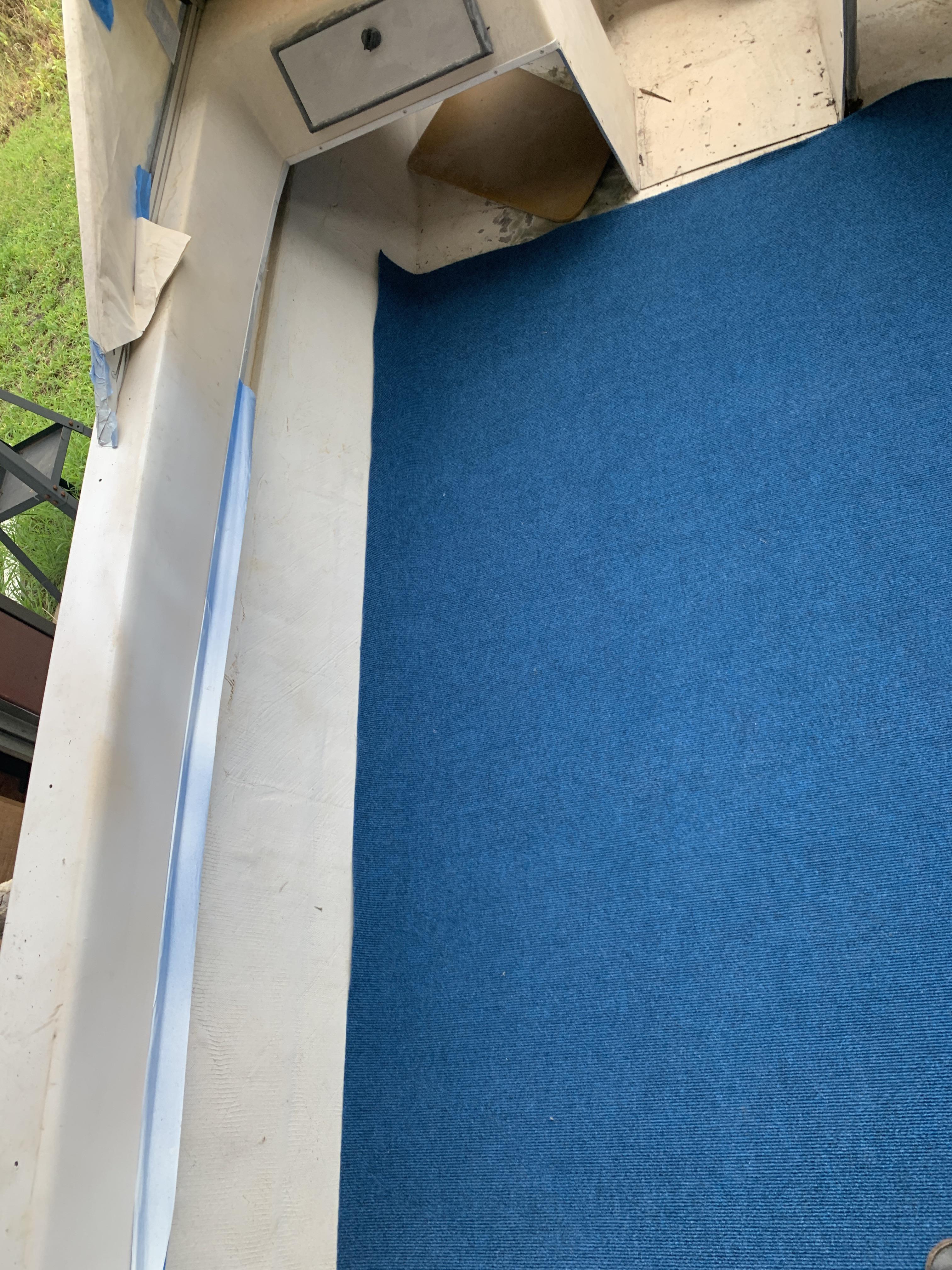 Installing carpet | Scrolller