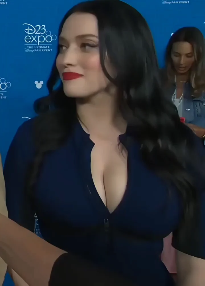 Kat Dennings | Scrolller