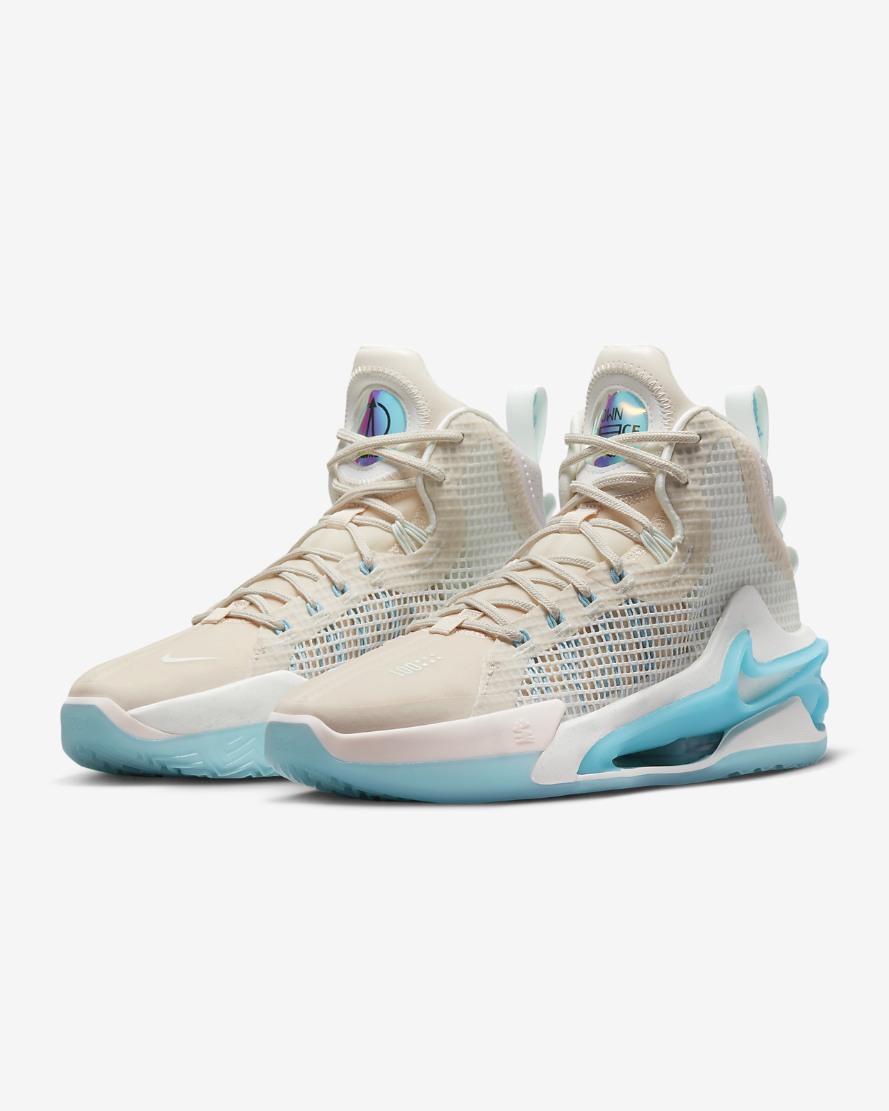 New kicks | Scrolller