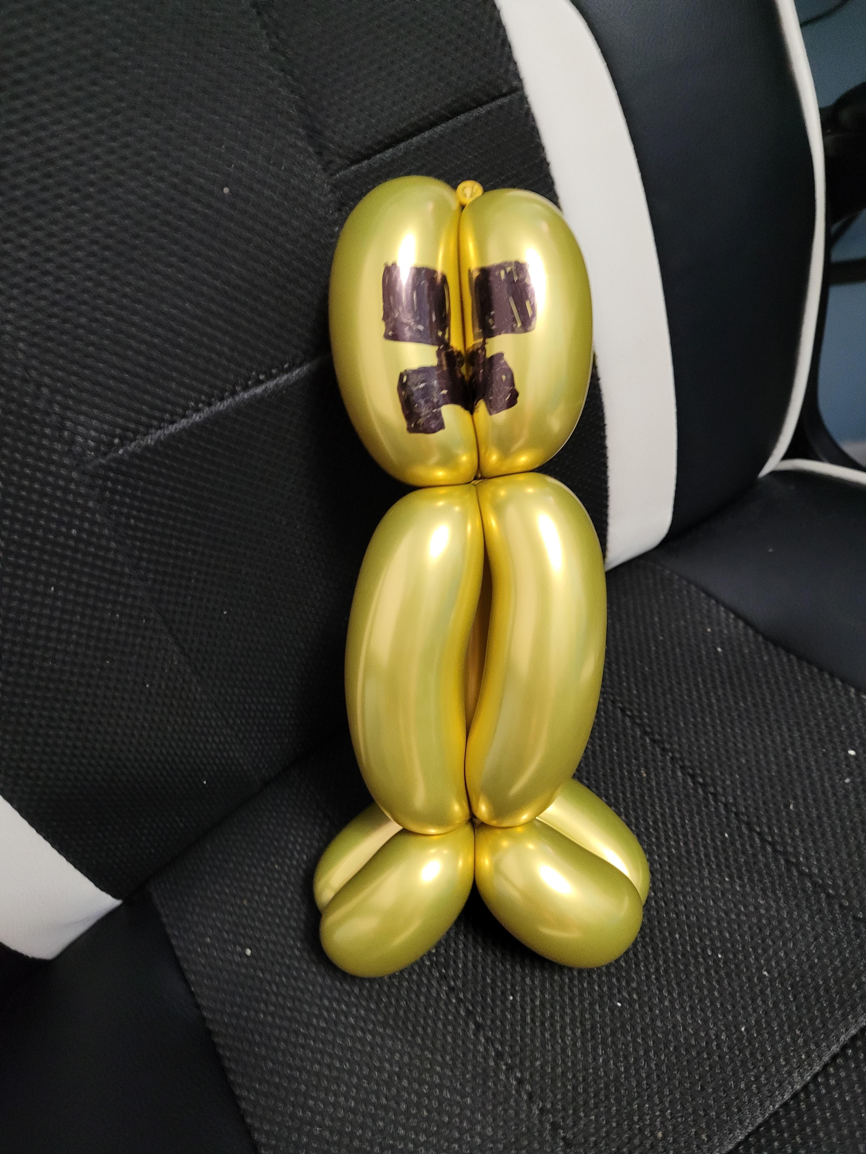 I made a creeper balloon animal! | Scrolller