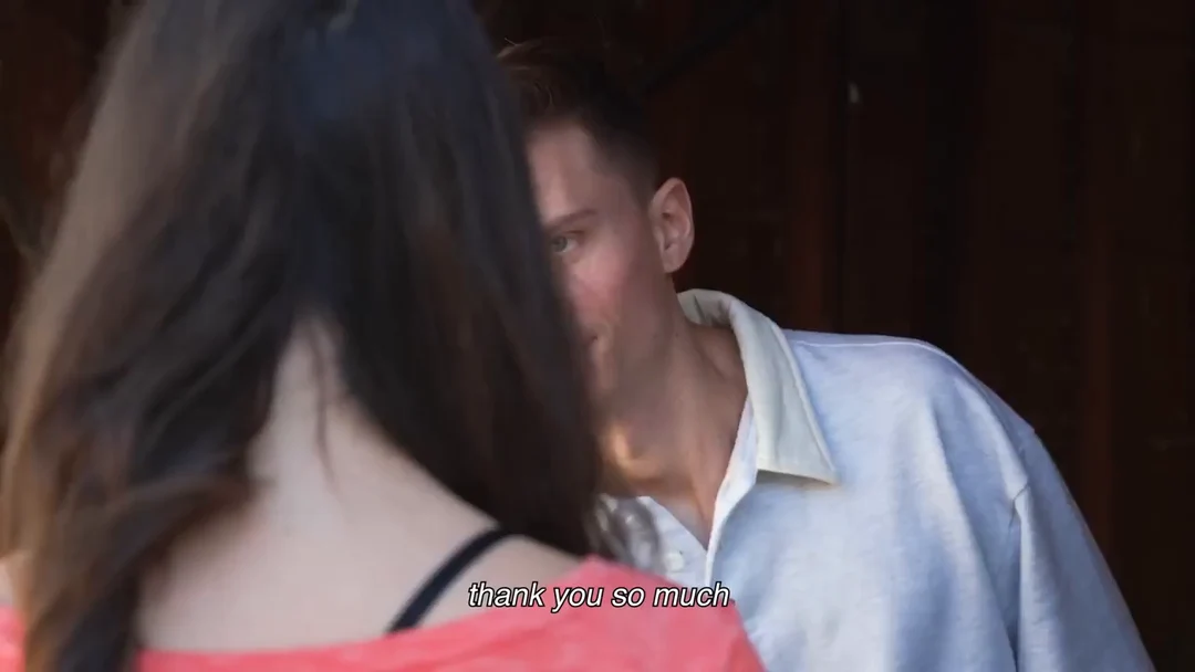 Gary Vee visits your Garage Sale | Scrolller