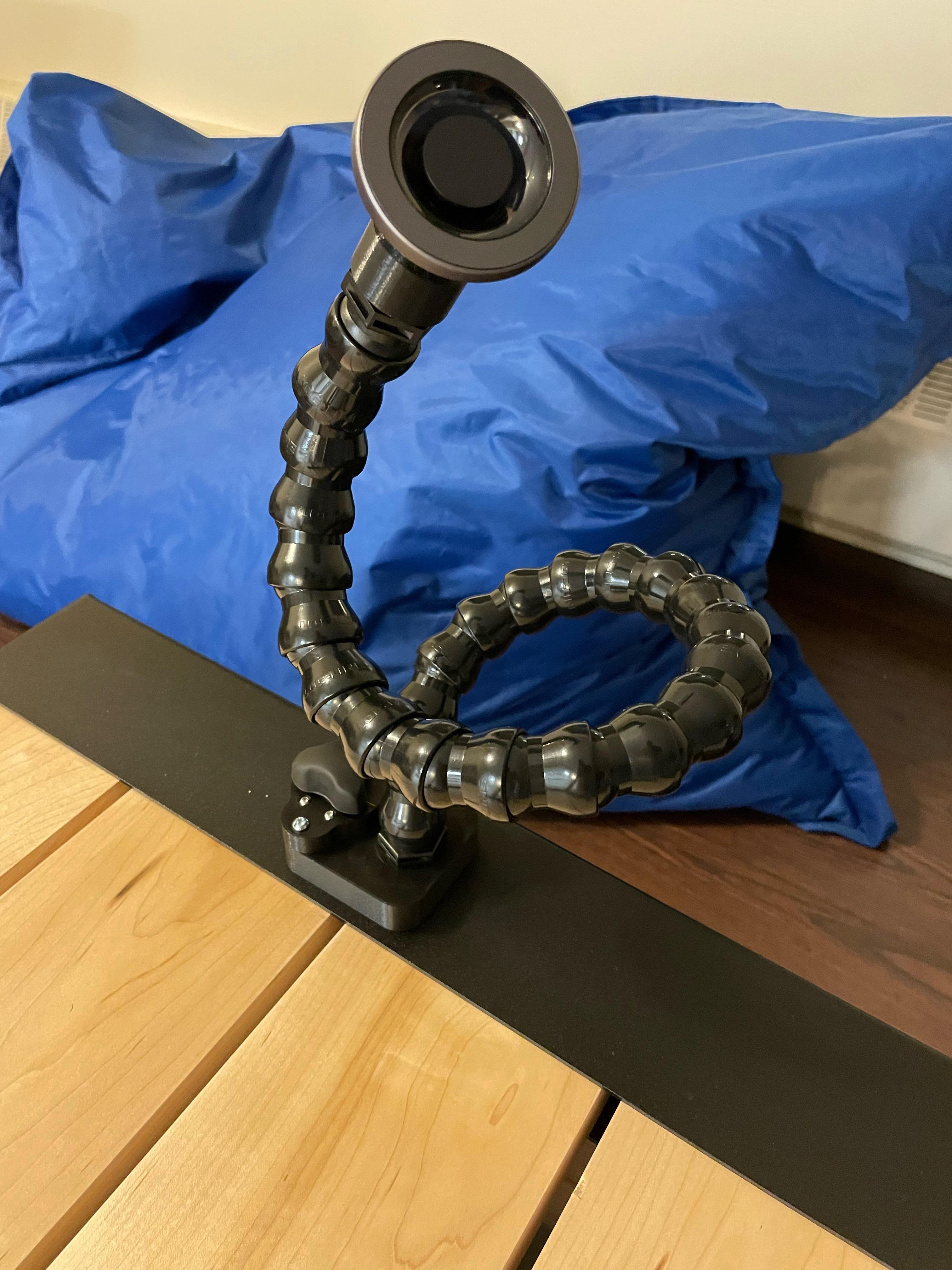 Portable Gooseneck Phone and Tablet Stand | Scrolller