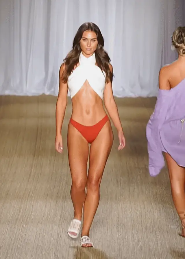 Steph Rayner | Scrolller