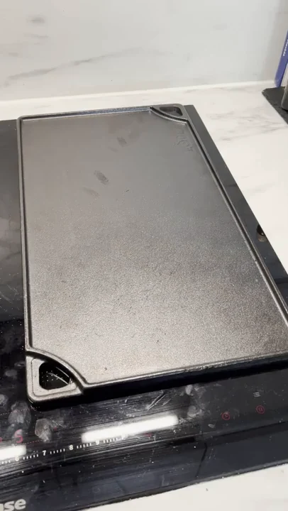 Brand new, should I exchange it or is this normal on these rectangular skillets? | Scrolller