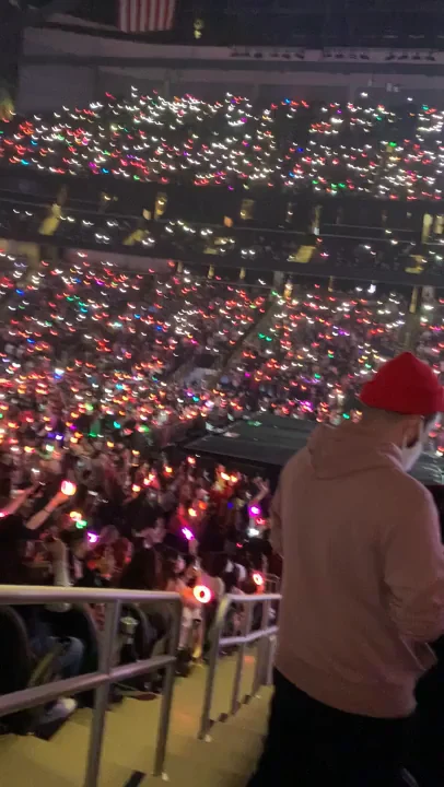 My View At twice concert | Scrolller