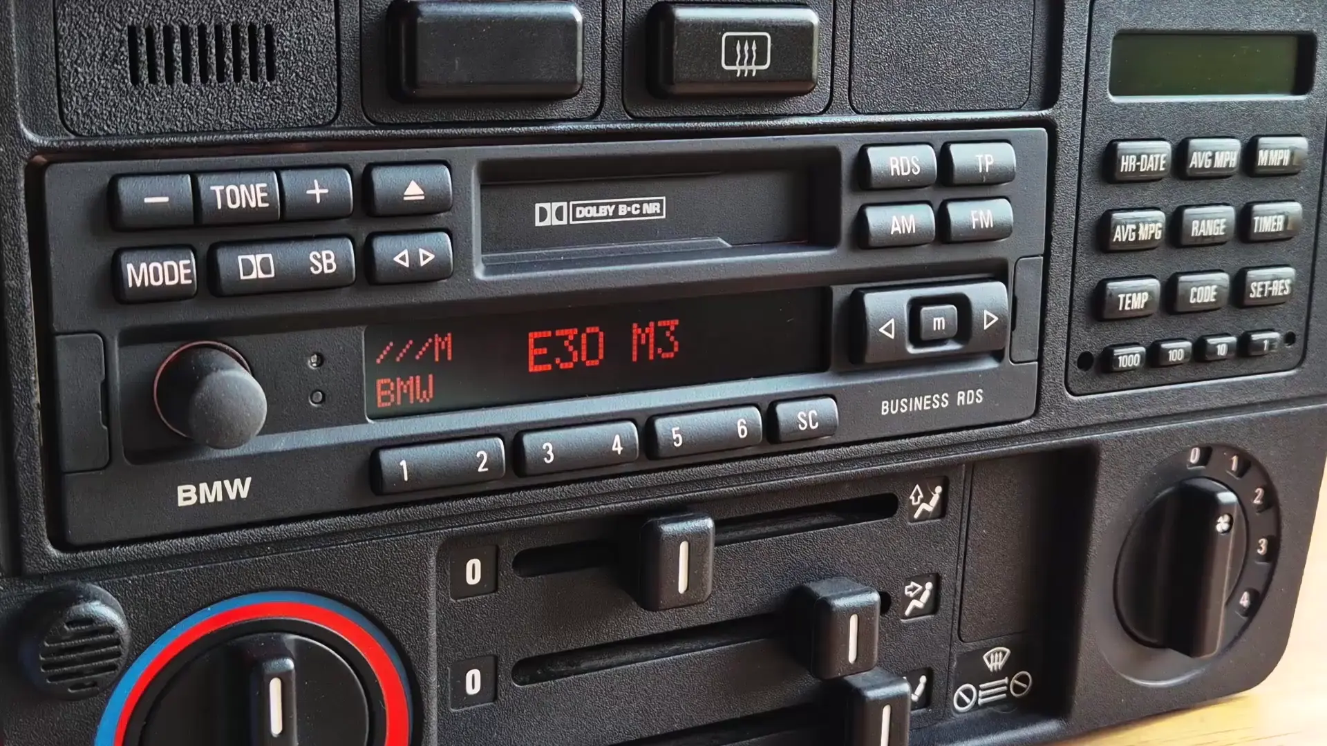 Another radio model with display programming 😏 | Scrolller