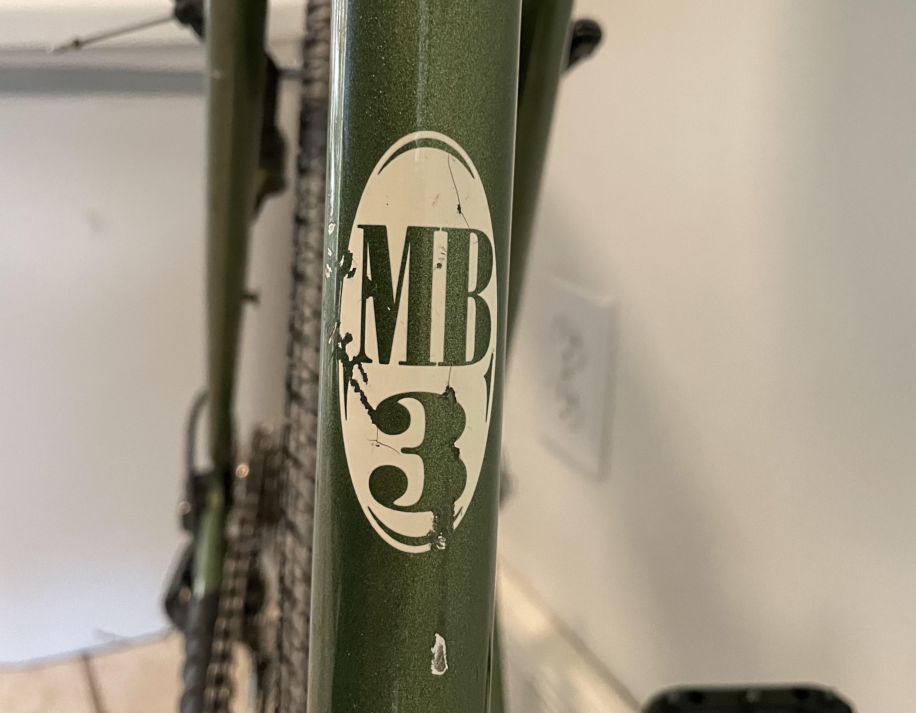 Any idea how I might be able to make a stencil of this decal? | Scrolller