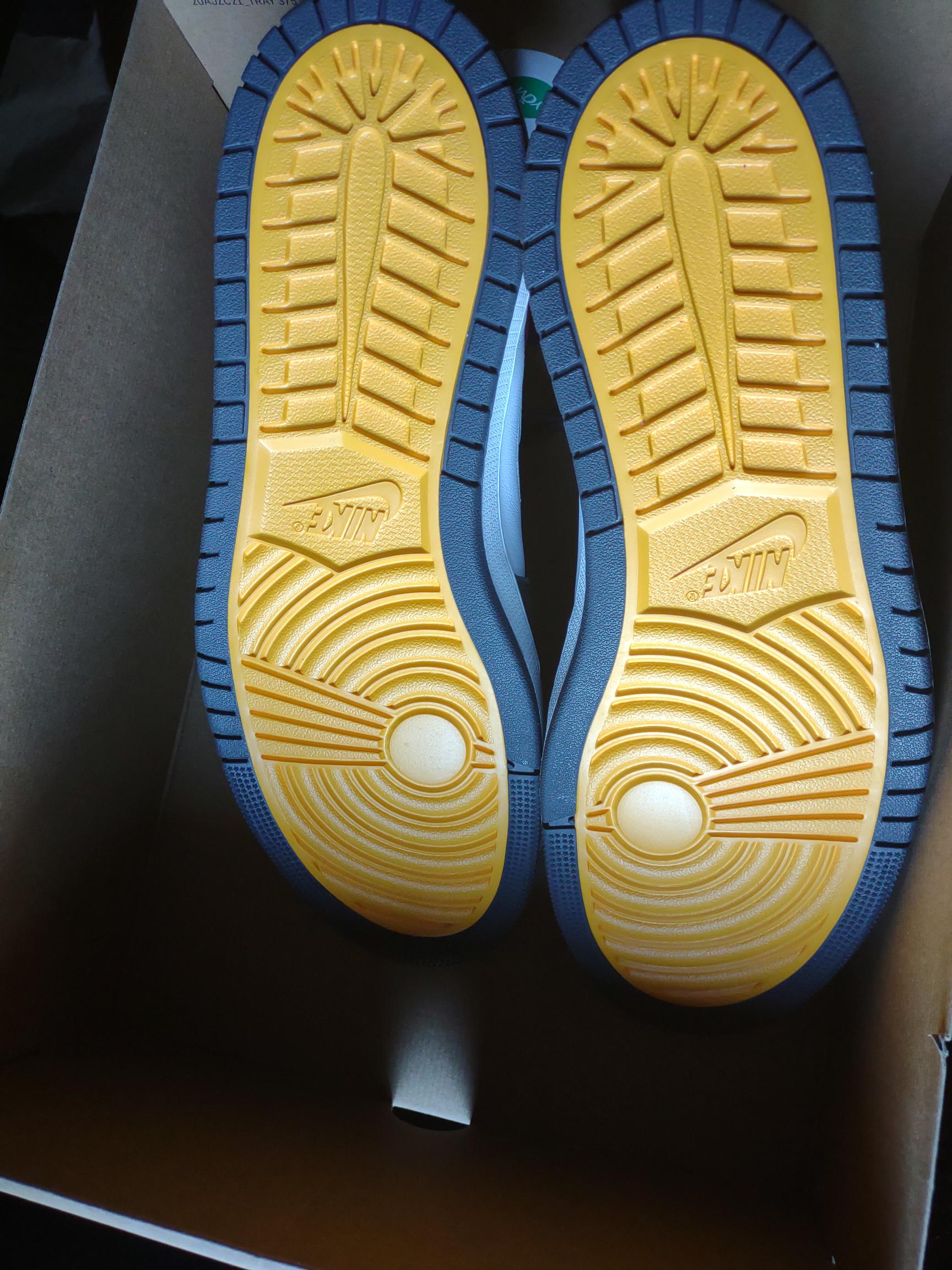 AJ1 warehouse find | Scrolller