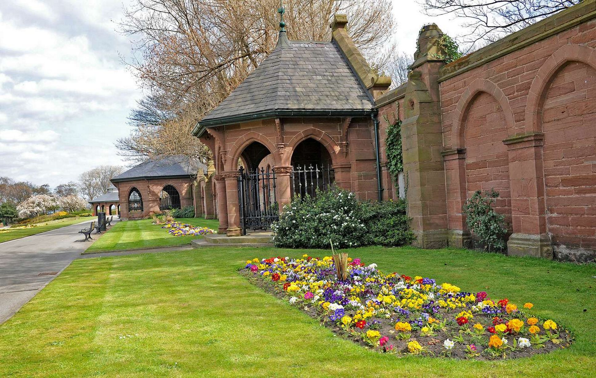 Architectural inspiration for Redwall Abbey | Scrolller