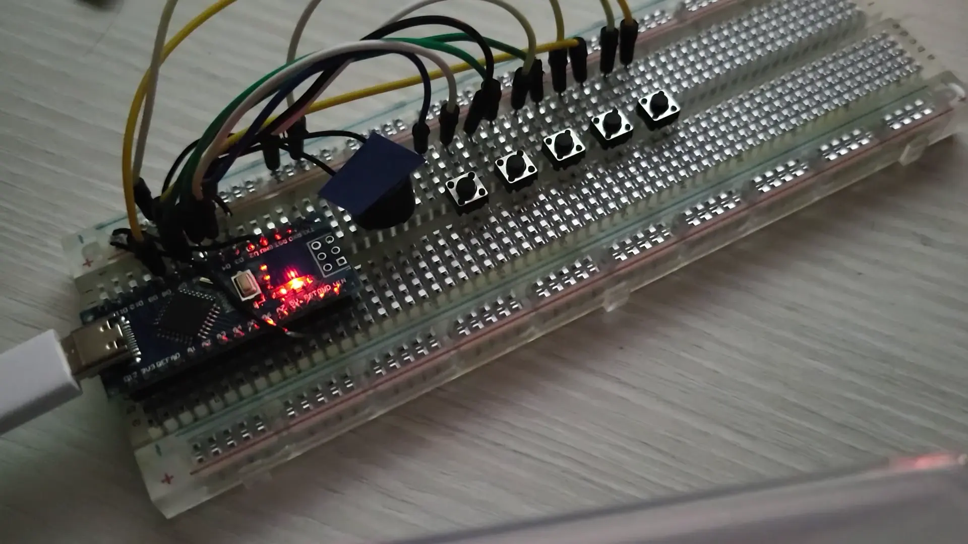 Arduino piano!! | Scrolller