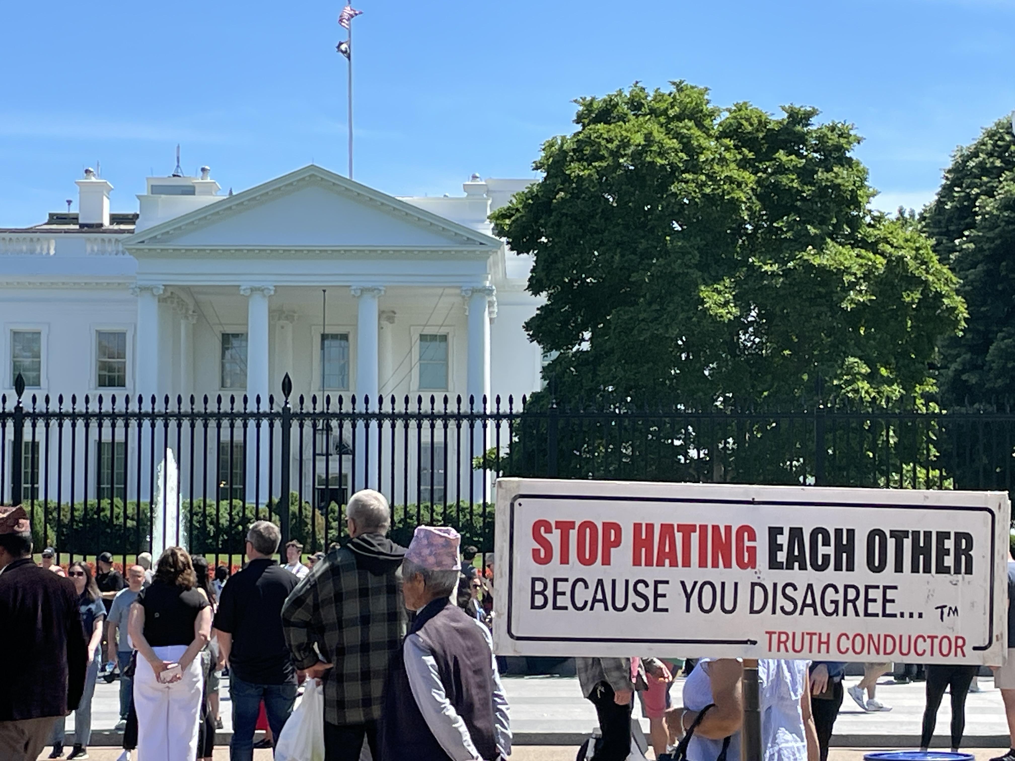 ASCENDED CENTRISM | Scrolller