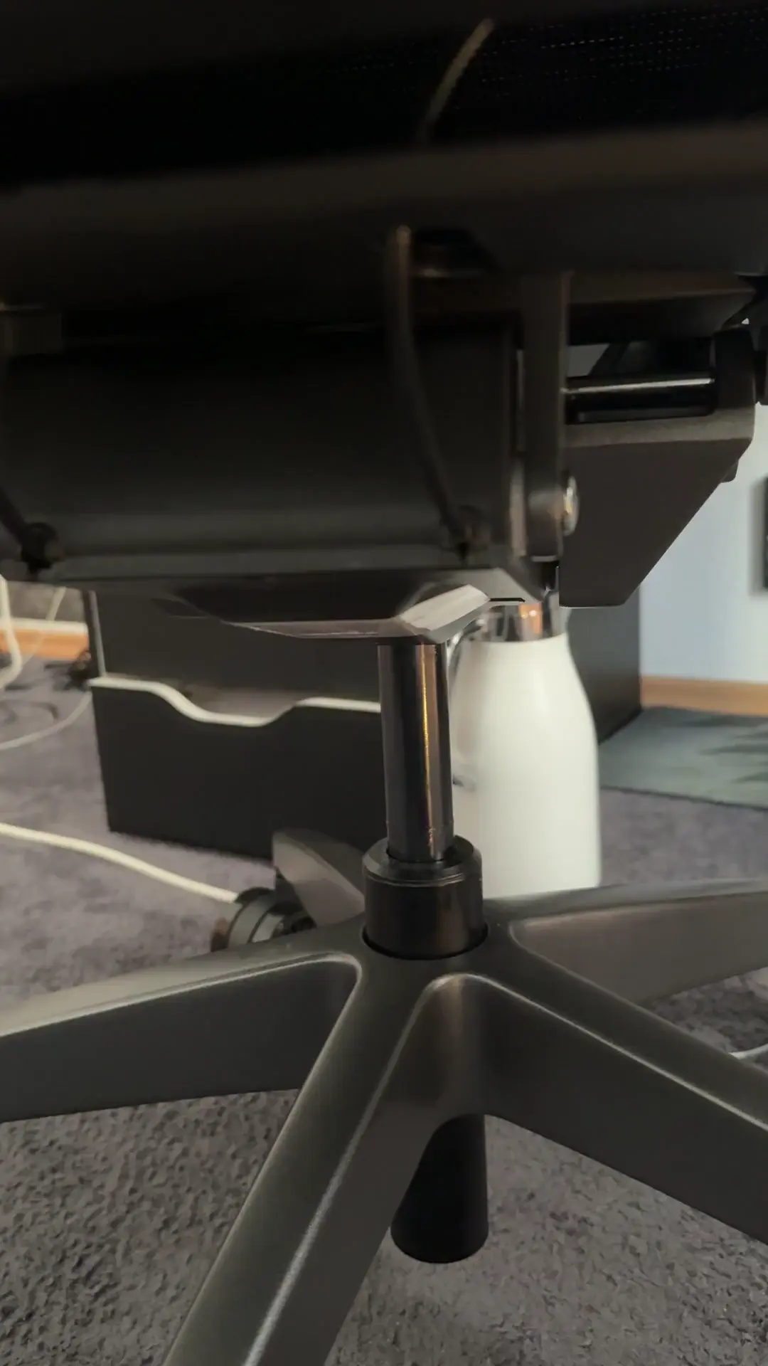 Asos rog Destrier ergo | Scrolller