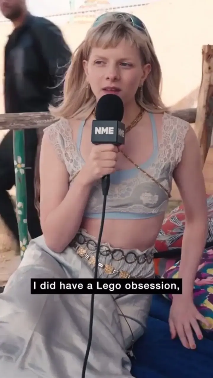 Aurora is my hero | Scrolller