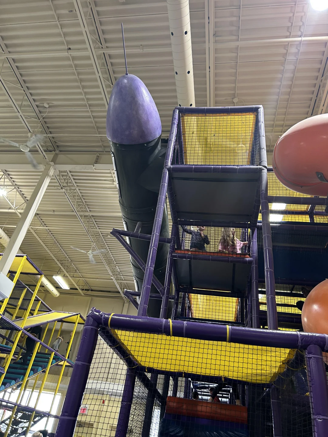 Indoor playground for my daughters birthday party today…. They knew. | Scrolller