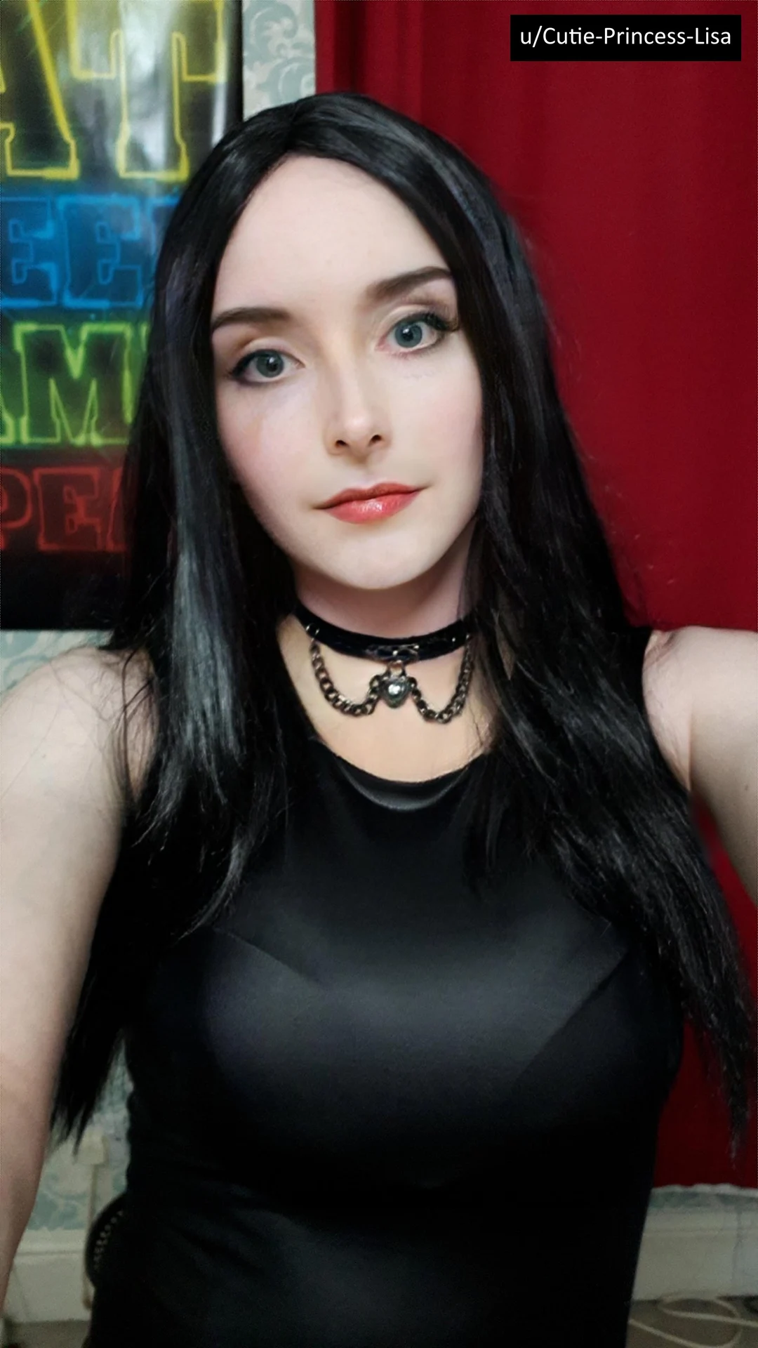 Sometimes we wear a dress! 👸 | Scrolller