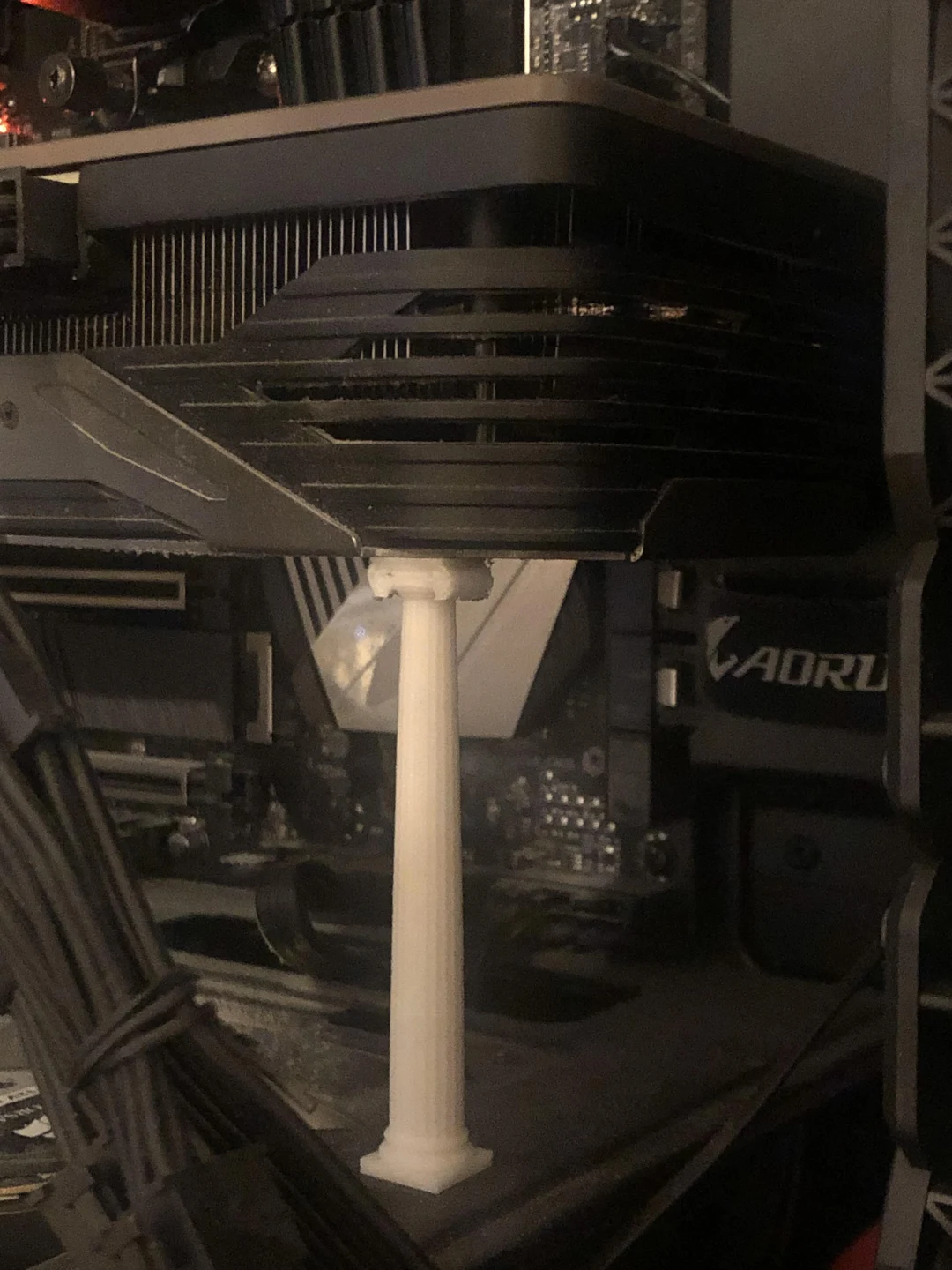 GPU supported like an ancient greek temple | Scrolller