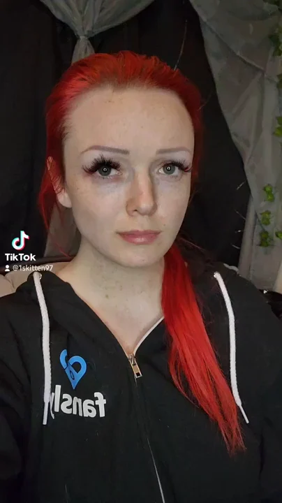 Just sing along | Scrolller