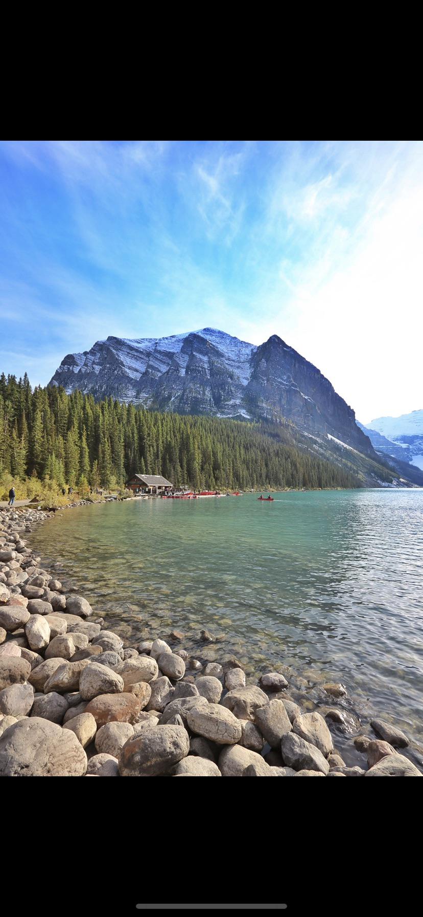 Lake Louise looking mighty fine | Scrolller