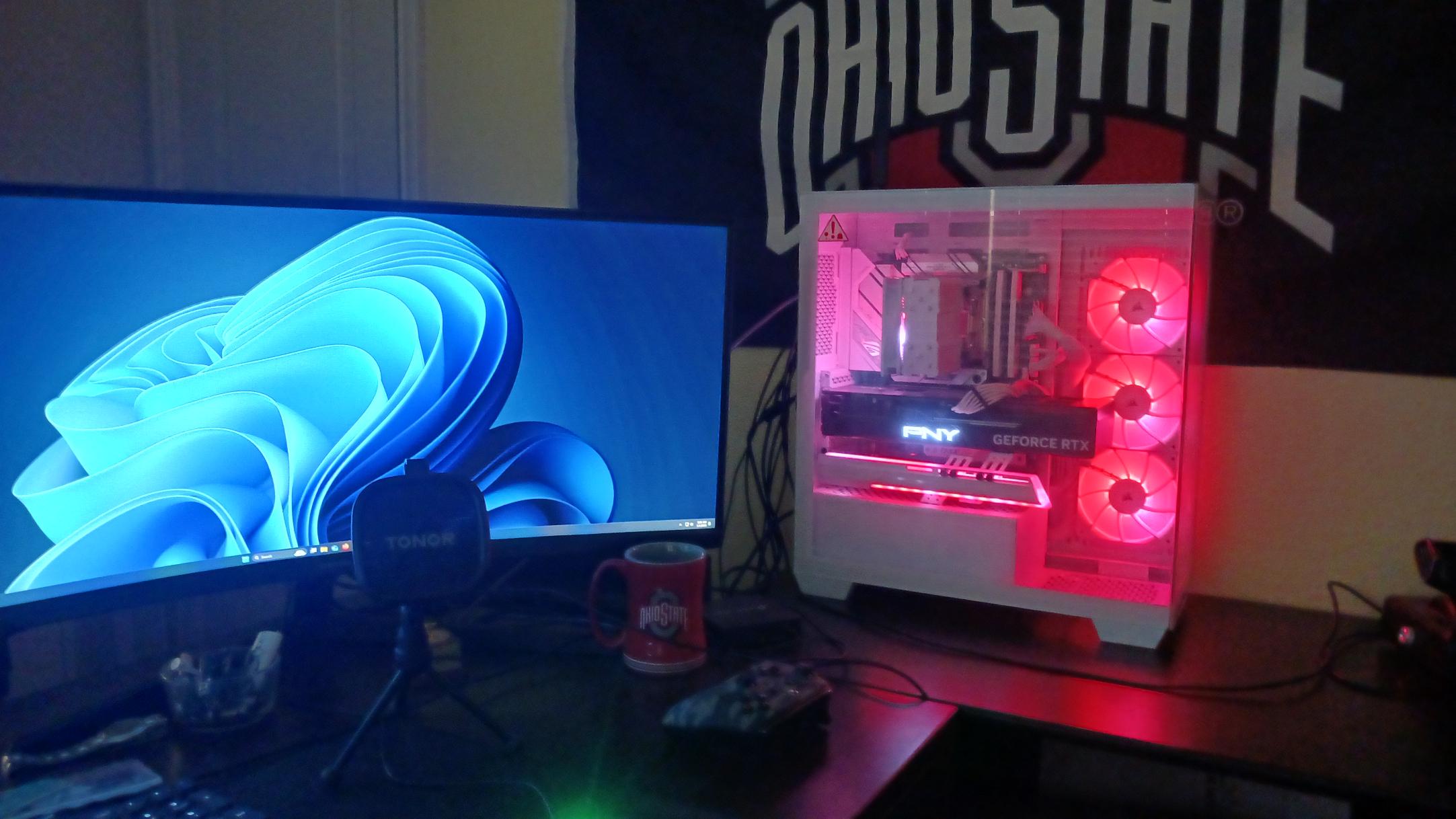 Finished my new build with the a GPU anti-sag bar. | Scrolller