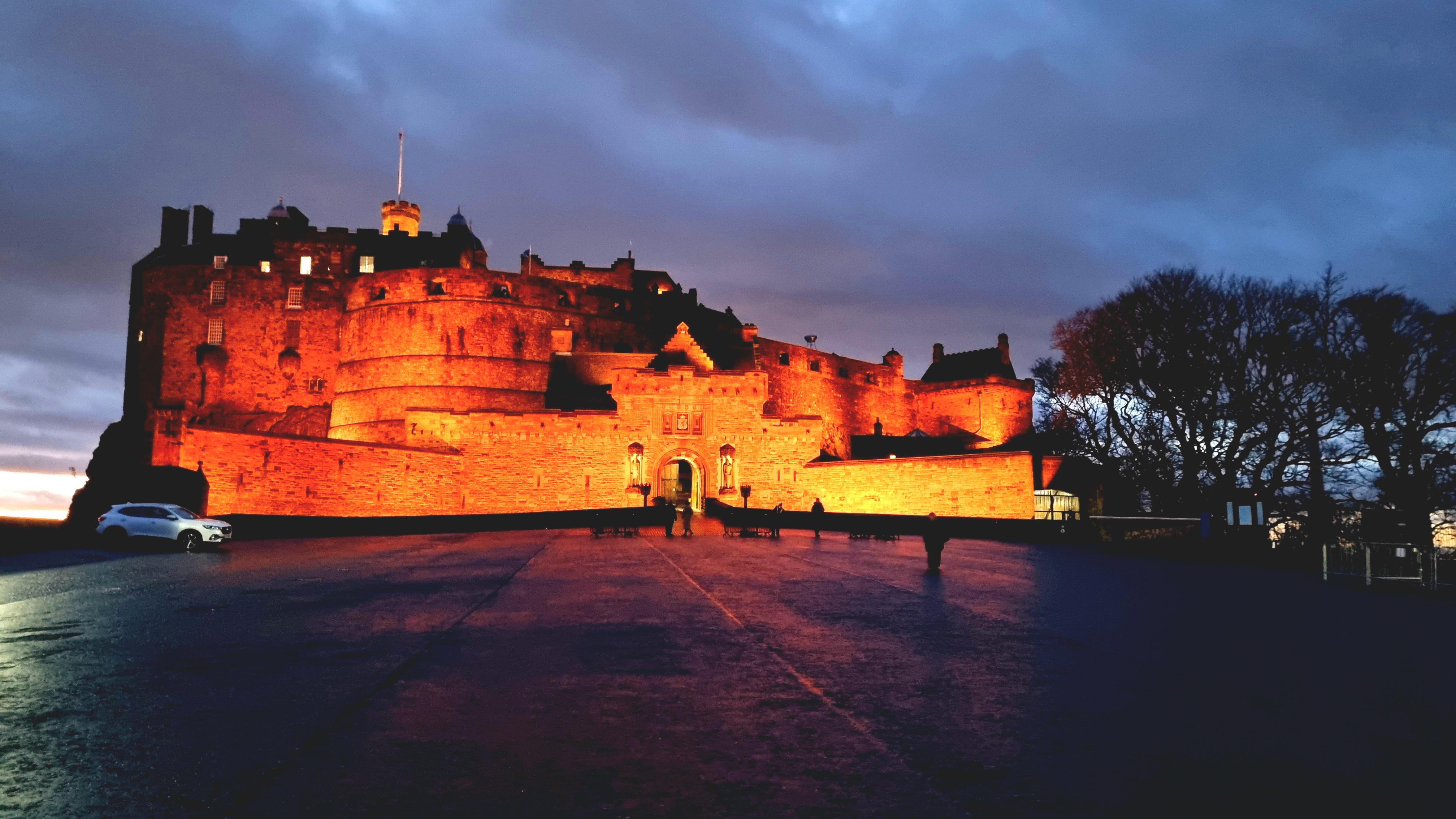 Edinburgh Castle | Scrolller