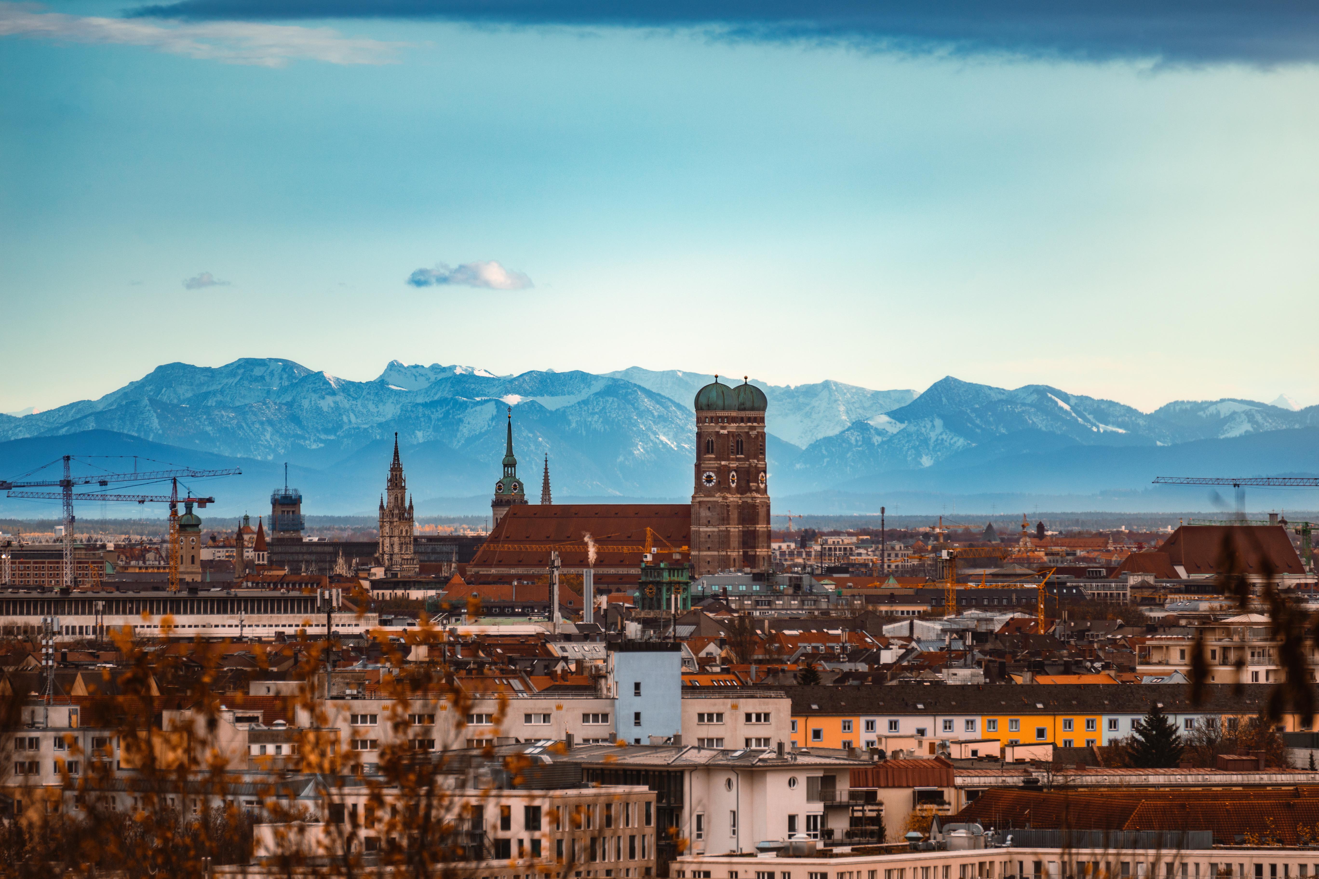 Munich in the evening | Scrolller