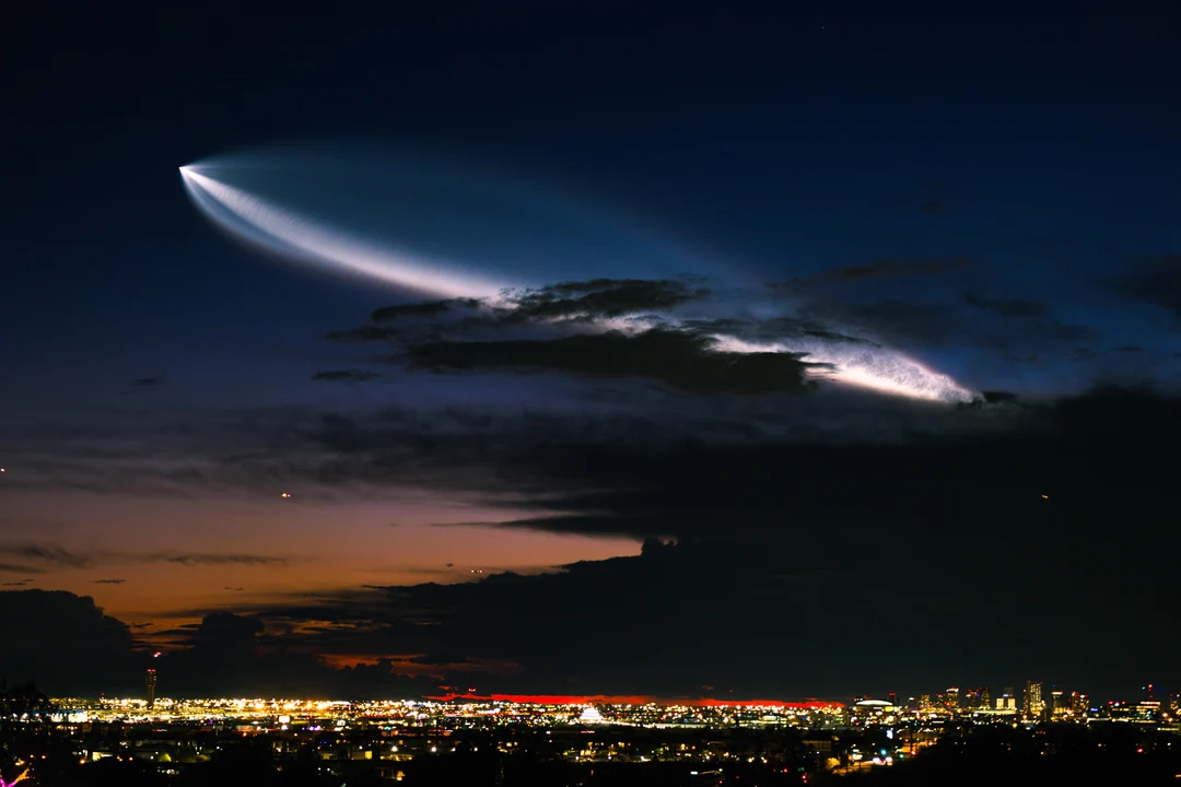 Space X launch over Phoenix | Scrolller