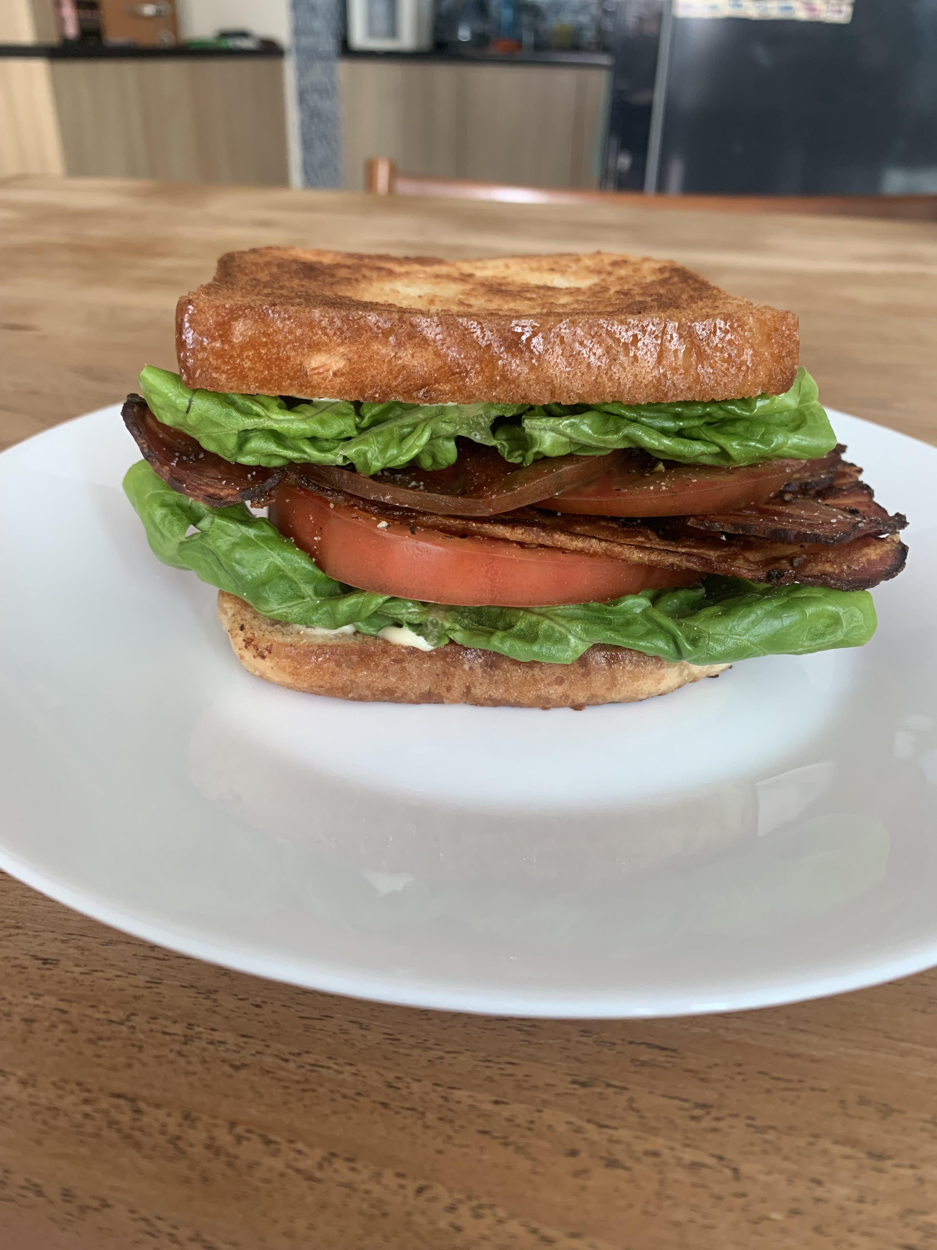 [homemade] BLT | Scrolller