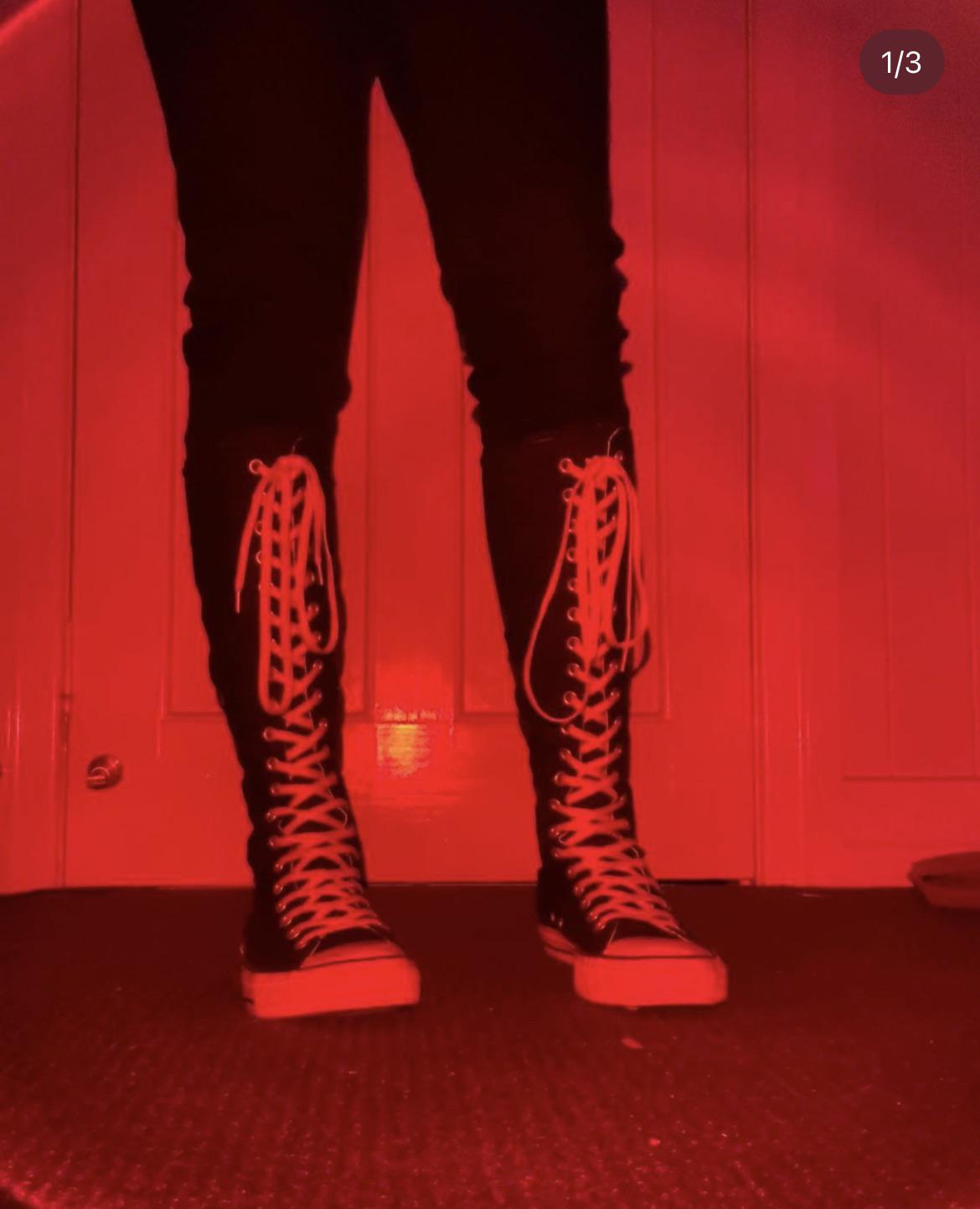 Want to try incorporating knee high converse into an outfit for Halloween 🎃 any ideas people ...