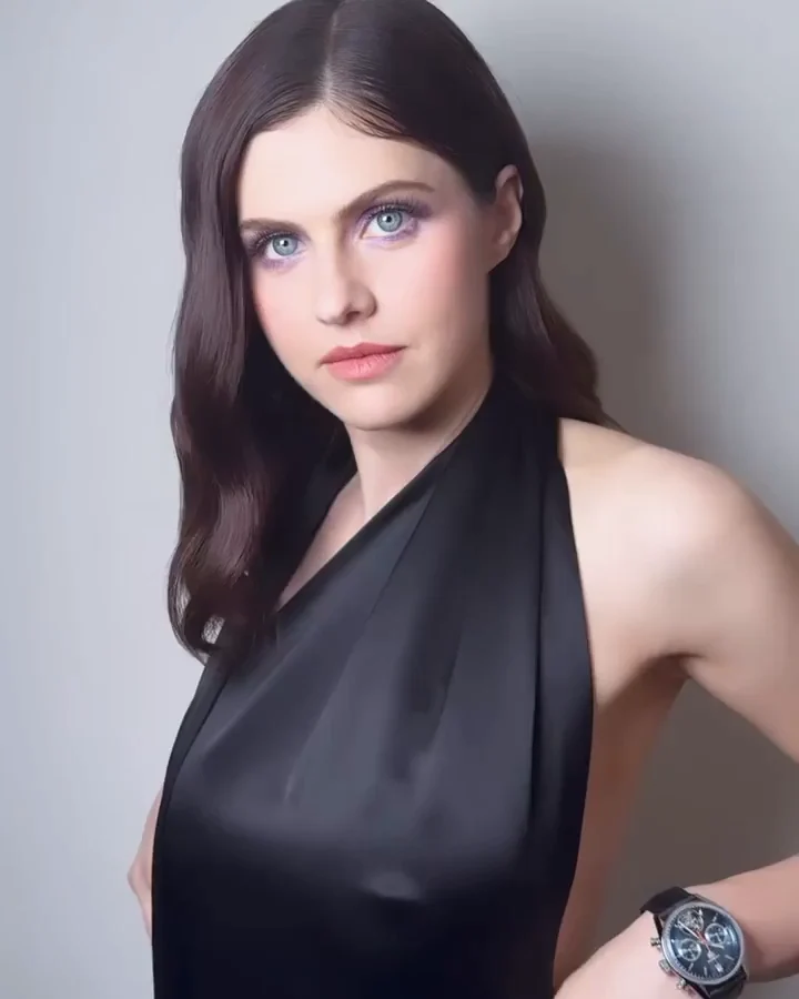 Alexandra Daddario (IG) | Scrolller