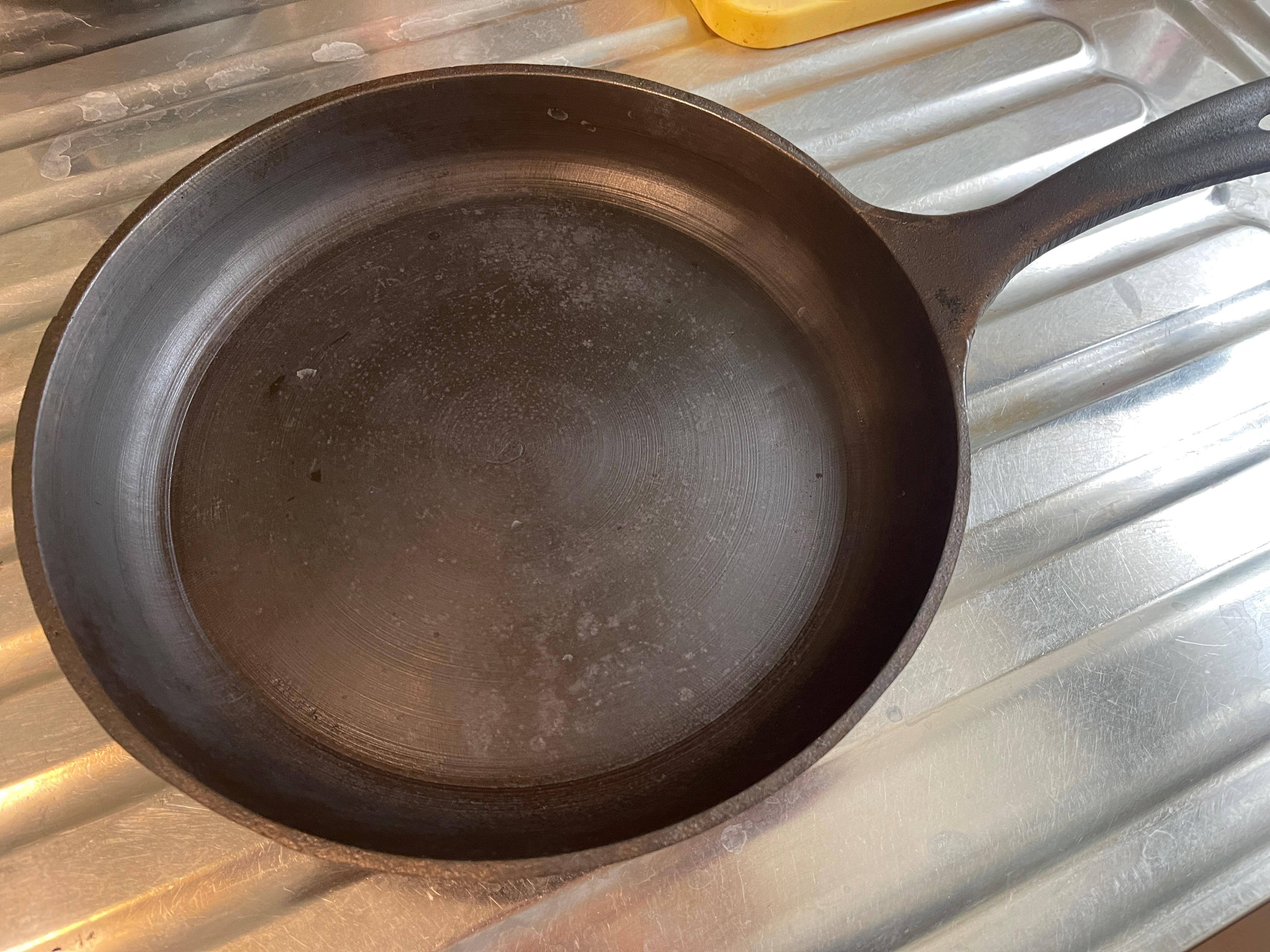 Final update on my mother’s cast iron pan | Scrolller