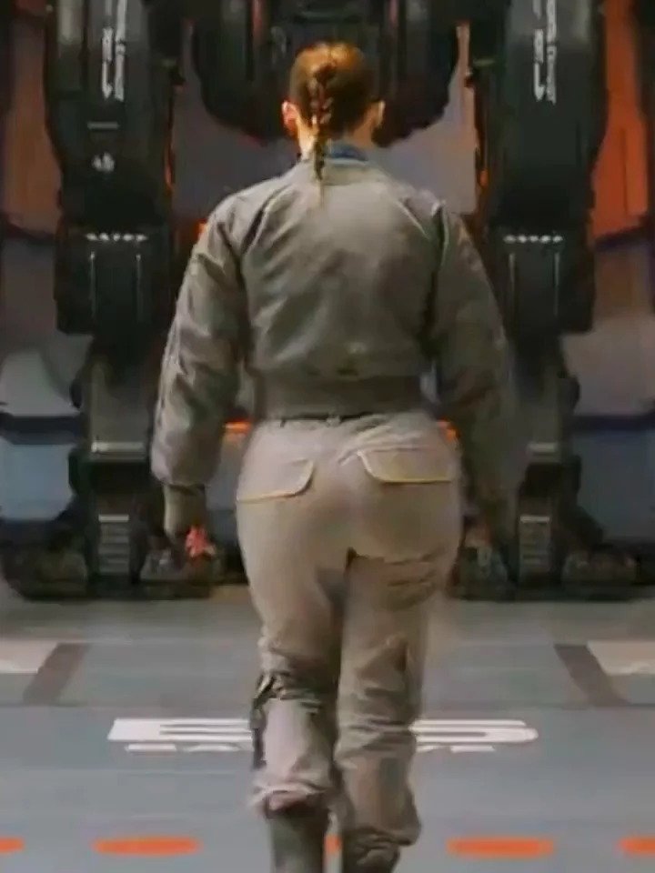 Jennifer Lopez (Atlas) | Scrolller