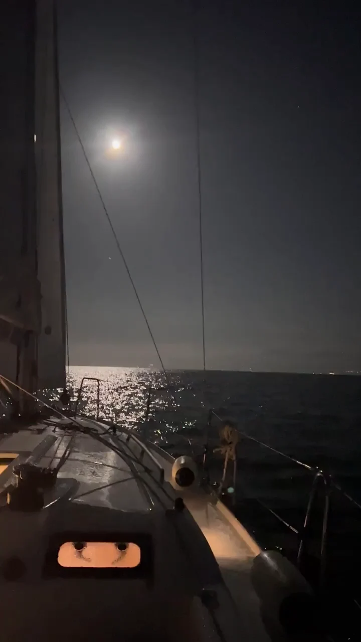 Sailing by moonlight | Scrolller