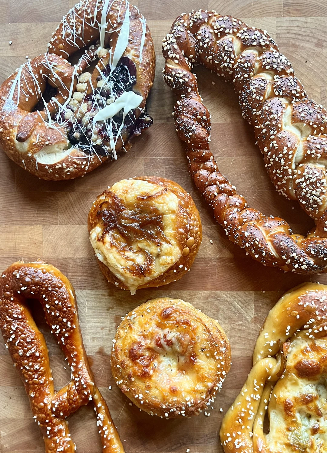 Some pretzel stuff | Scrolller