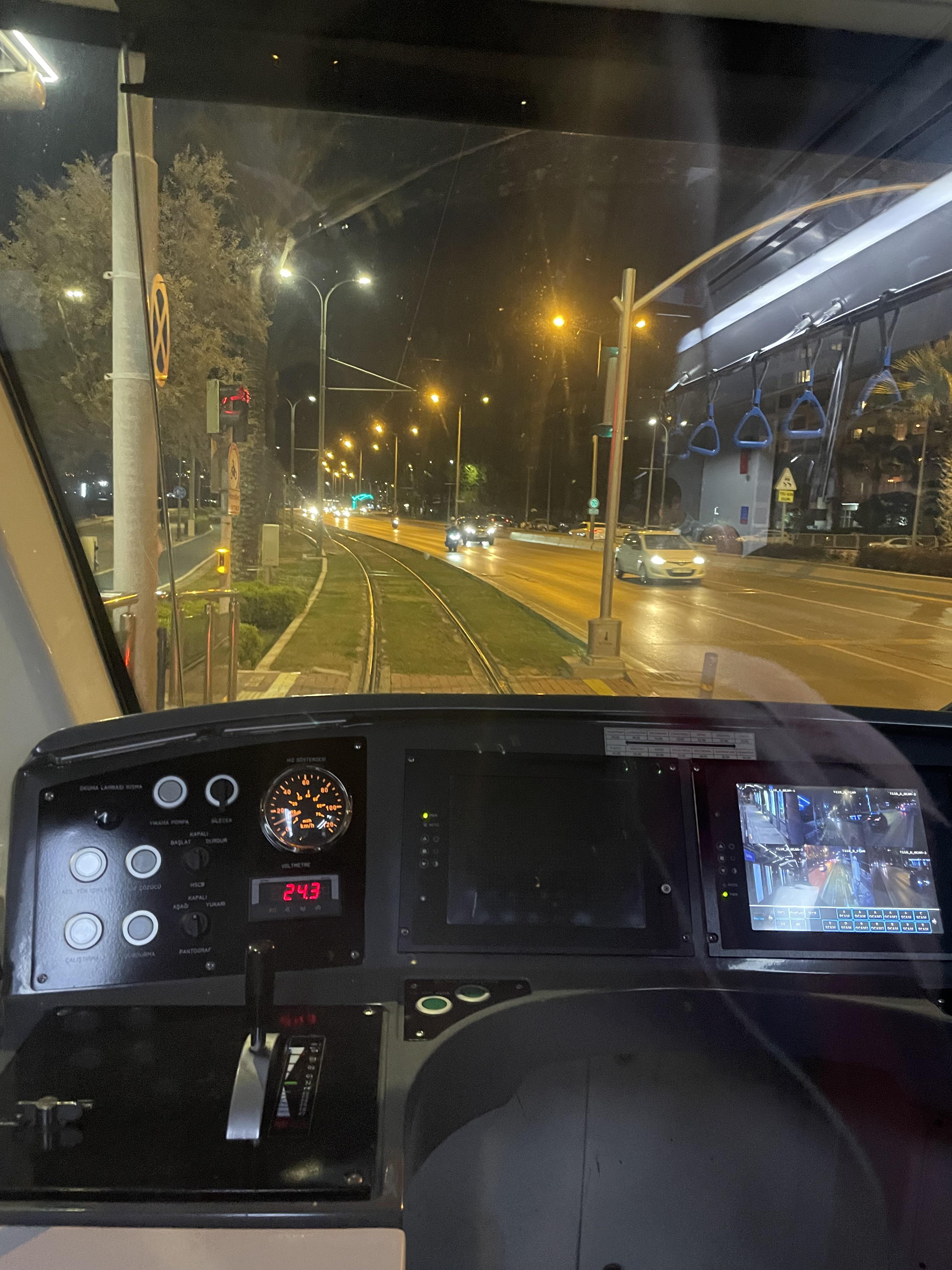 Night shift | Scrolller