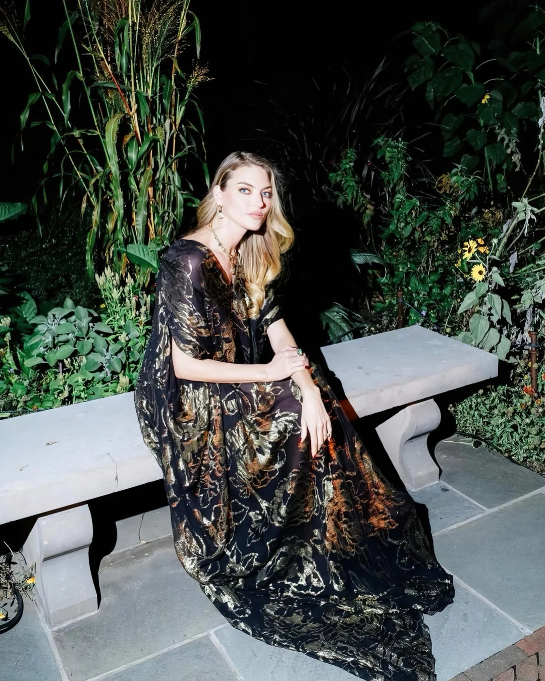 Martha Hunt | Scrolller