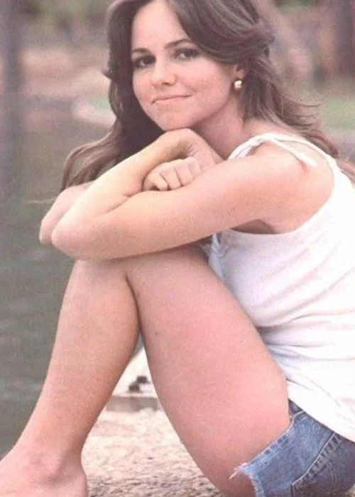 Sally Field - 1970s | Scrolller