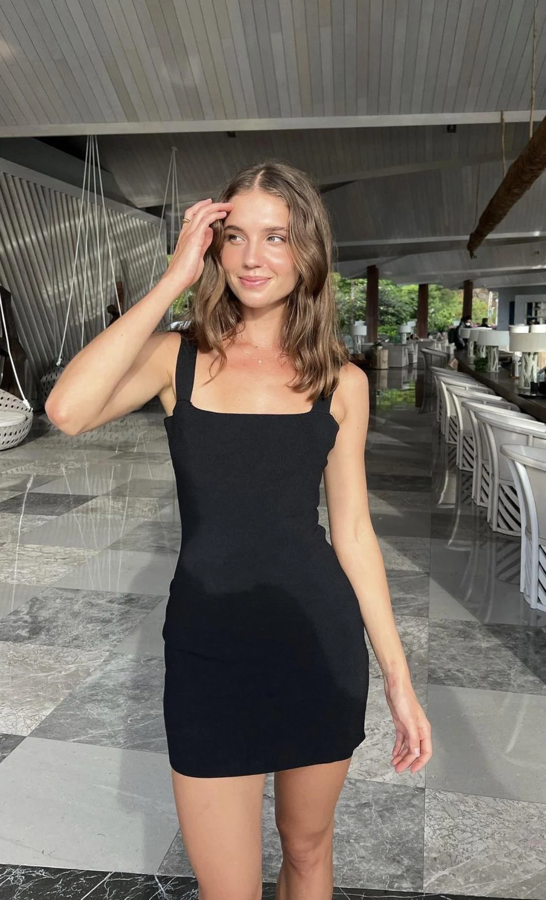 Julia Edwards | Scrolller