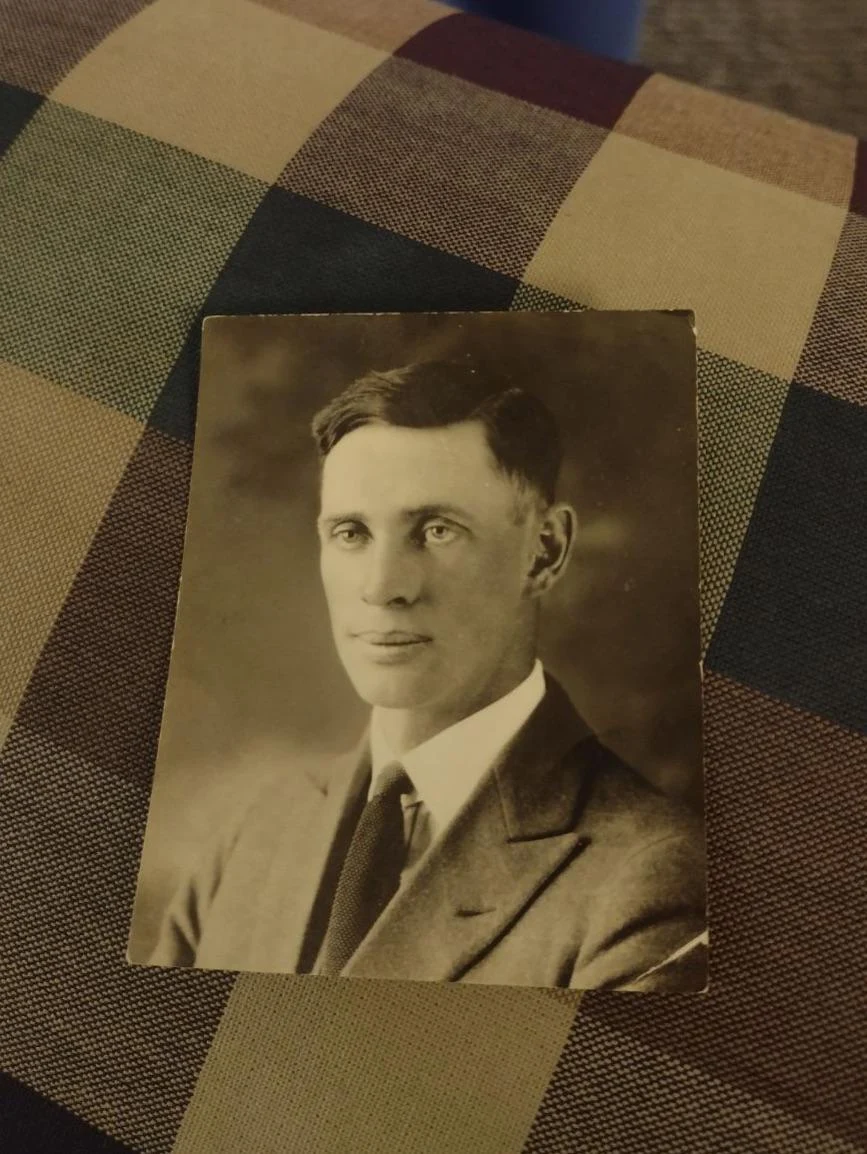 My great grandfather was Peaky Blinders’ Tommy Shelby. Circa 1920s | Scrolller