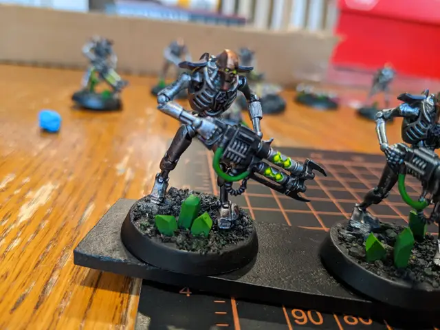 My first attempt at necrons. Newbie painter, C&C welcome! | Scrolller