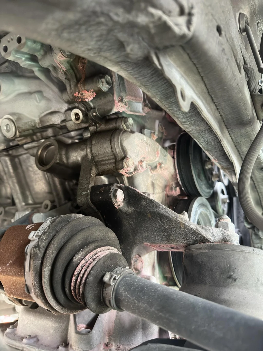 2017 Sienna - Water pump? | Scrolller